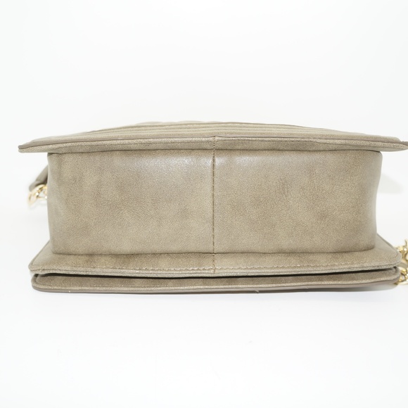bebe | Bags | Bebe Lucy Olive Green Quilted Shoulder Bag | Poshmark